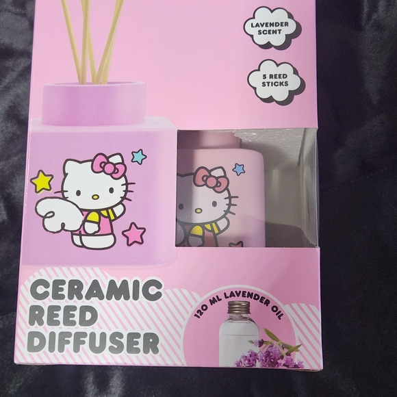 Hello Kitty | Other | New Sanrio Hello Kitty Pink Ceramic Diffuser ...